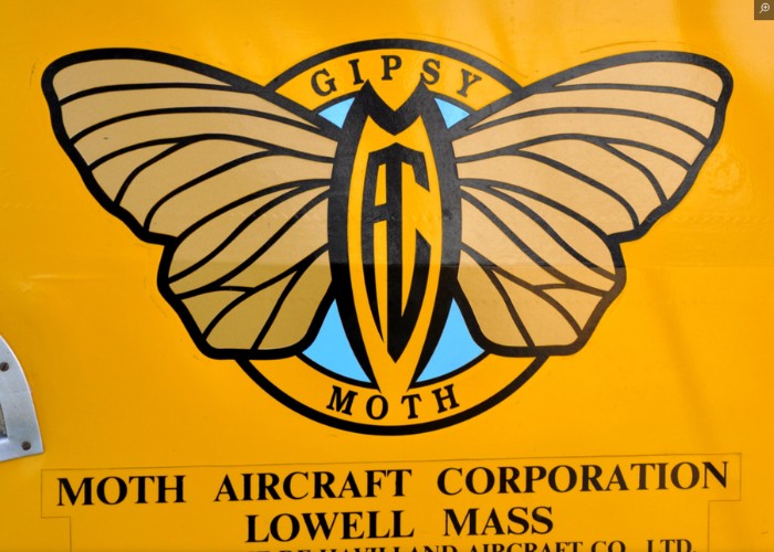 Robert Redford’s Gipsy Moth From ‘Out of Africa’ Auctioned Off for ...